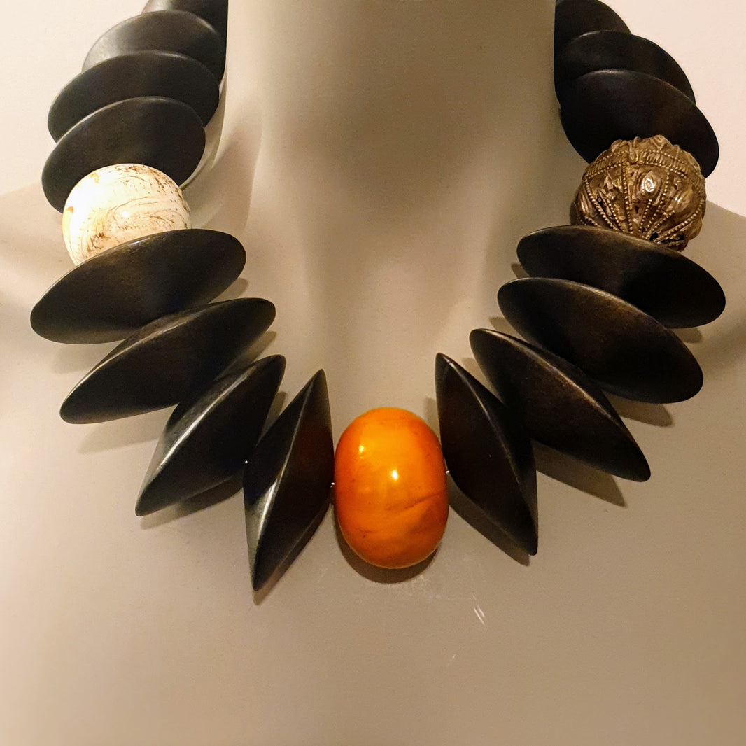 Schwarzweißer Schmuck – ambra-schmuck.de