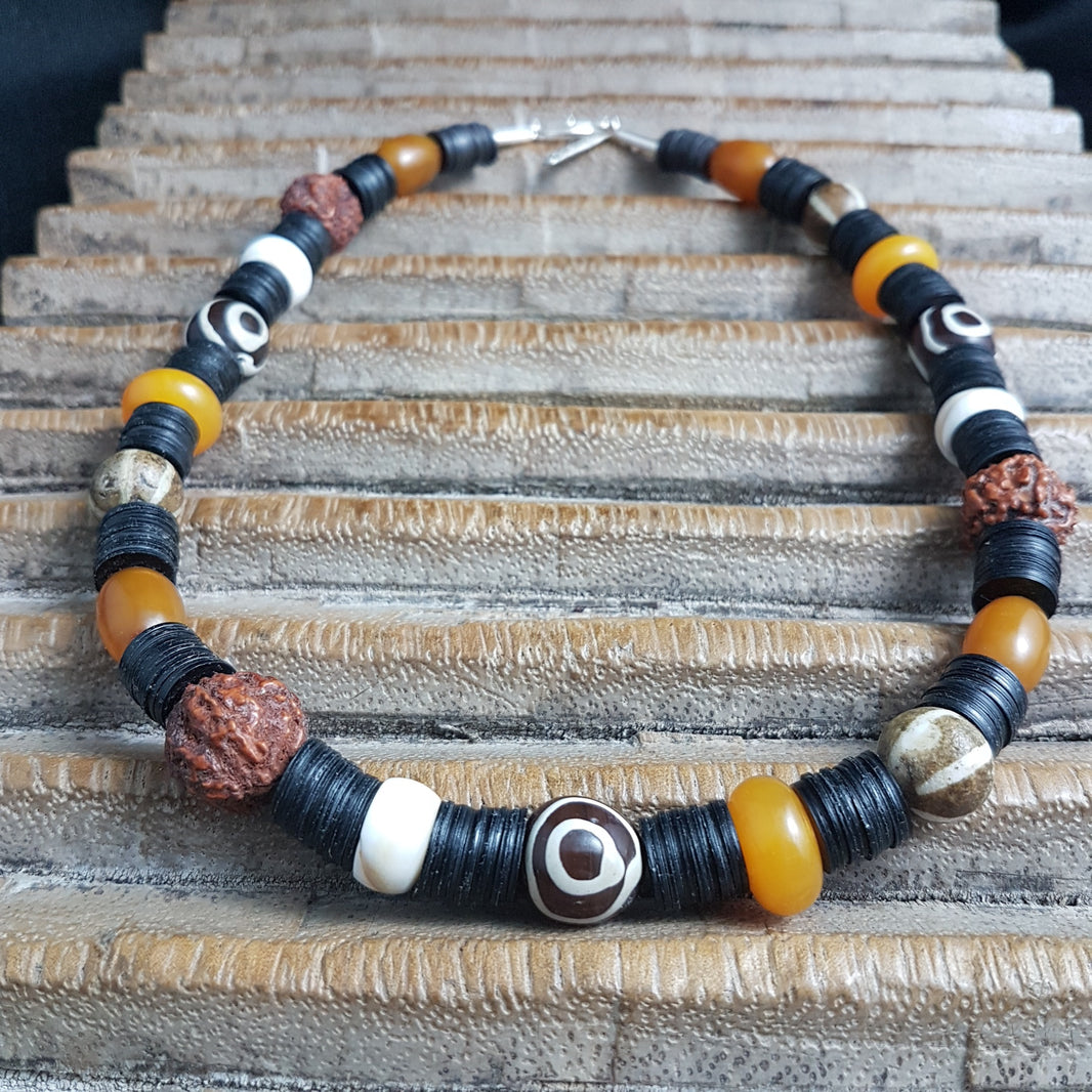 Schwarzweißer Schmuck – ambra-schmuck.de