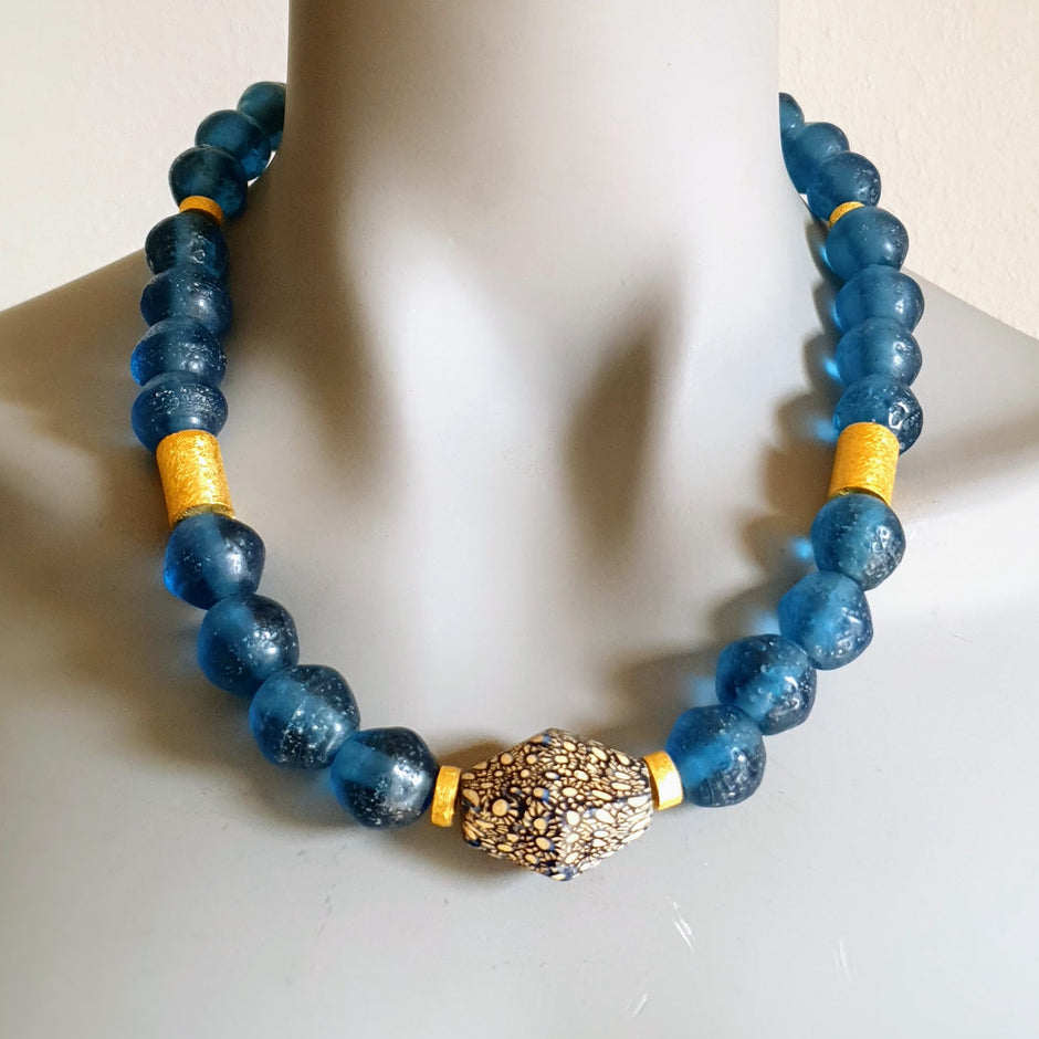 Halsketten – ambra-schmuck.de